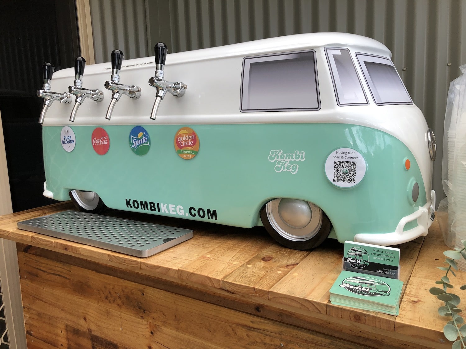 Mobile Bar Hire | Port Pirie | VW Kombi Keg Mobile Bar